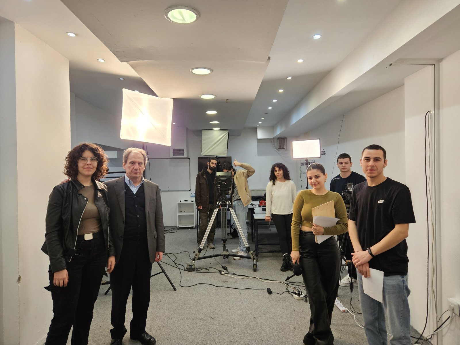 OASIS – ΚΕΝΤΡΟ ΥΠΟΣΤΗΡΙΞΗΣ ΕΞΑΡΤΗΜΕΝΩΝ Συνέντευξη με τους φοιτητές του ...